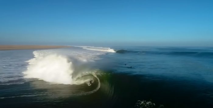 Skeleton Bay la ola más buscada del planeta - SURFER RULE