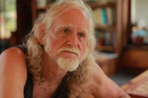 Michael Behrens nos muestra su forma de ver la vida - SURFER RULE