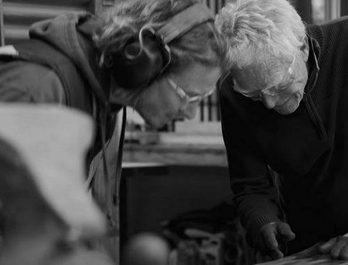 Nate Tyler en la serie The Radicals - SURFER RULE