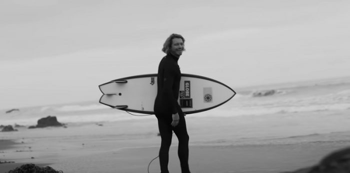 Nate Tyler en la serie The Radicals - SURFER RULE